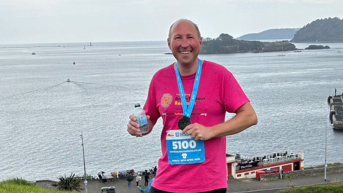 Jonathan Plummer is fundraising for Brain Tumour Research