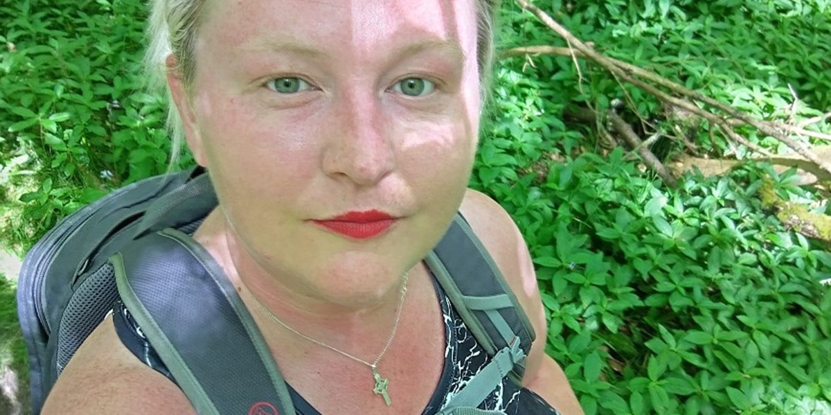 Becky Saunders is fundraising for ellenor