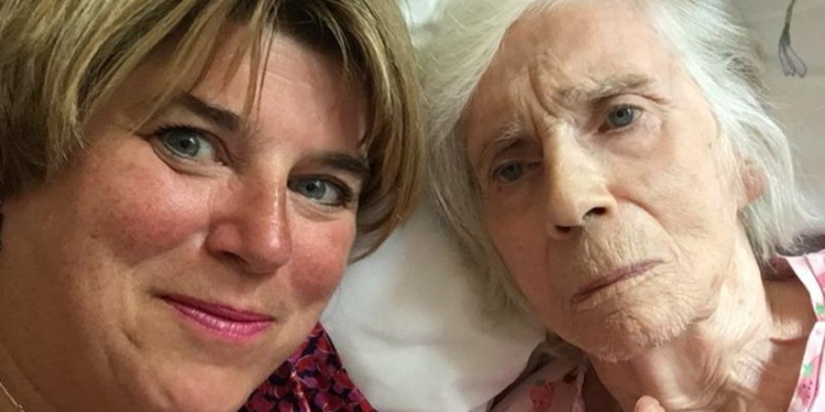 Debbie Watts is fundraising for Alzheimer's Society