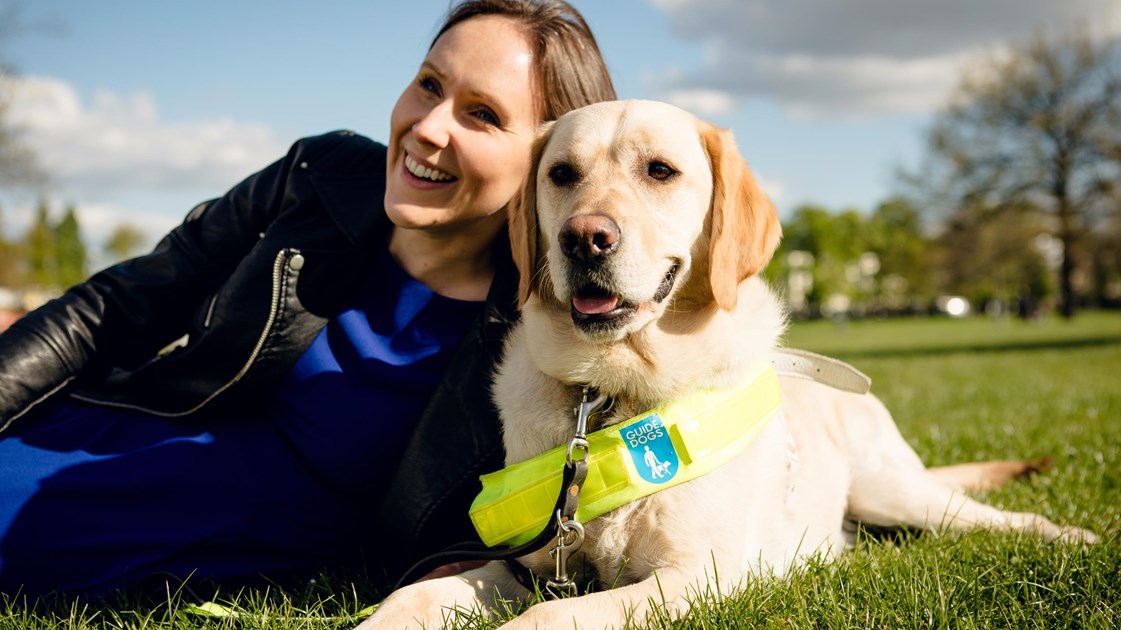TransKnine Dog Boxes is fundraising for Guide Dogs