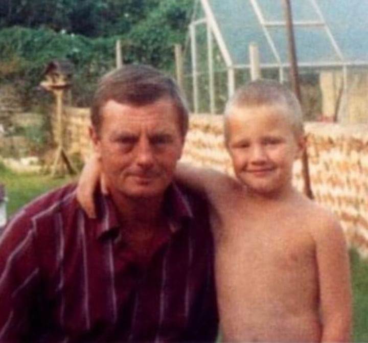 Neil Wray is fundraising for Cancer Research UK