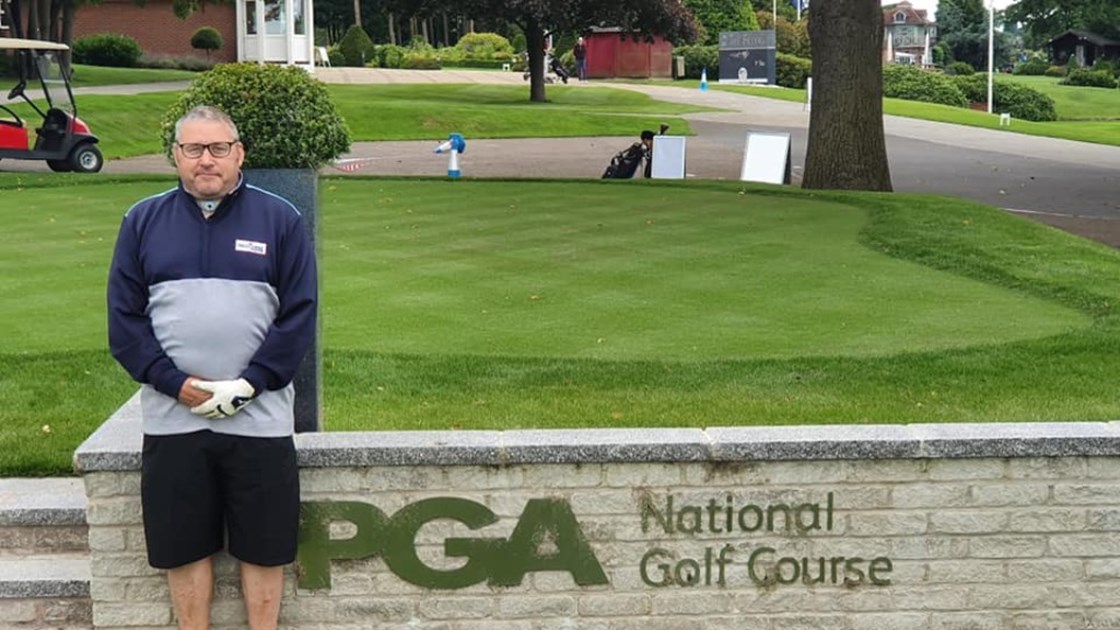 Simon Auckland - March For Mulligans - JustGiving