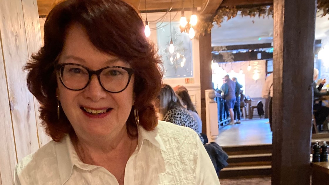 Helen Lace is fundraising for Roy Castle Lung Cancer Foundation