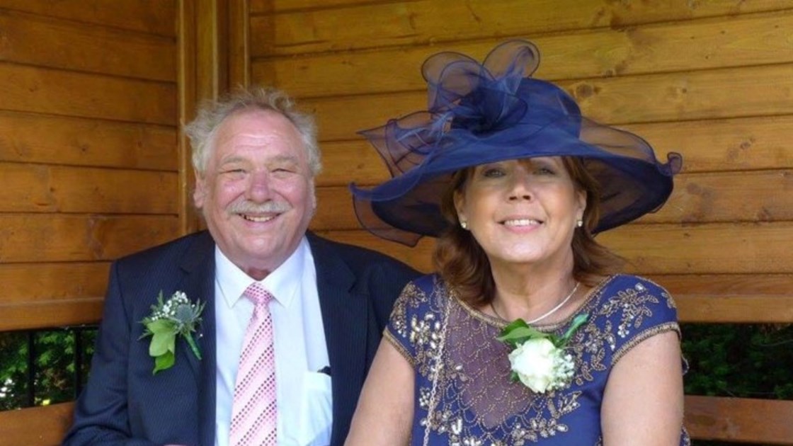 Laura Mackenzie is fundraising for YESS