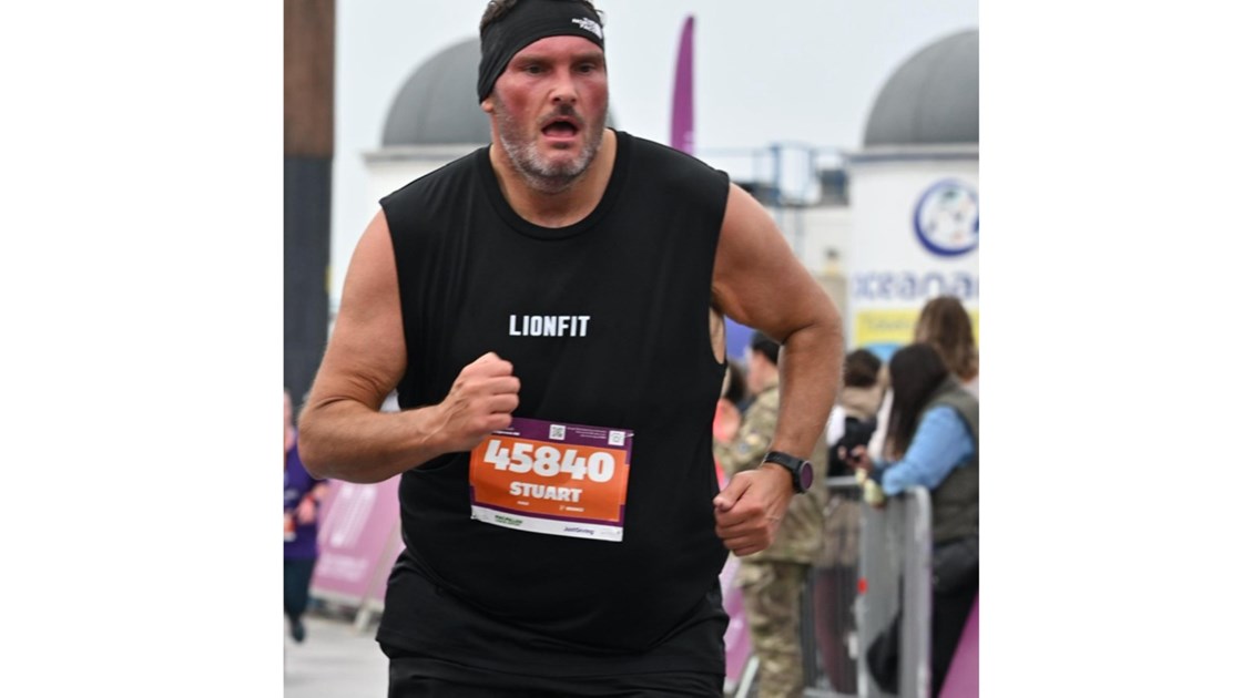 Stuart Sims is fundraising for Cancer Research UK