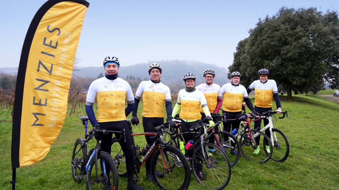 Simon, Mike, Salv, Janice, Sam, Andrew - Menzies cycles to York is ...