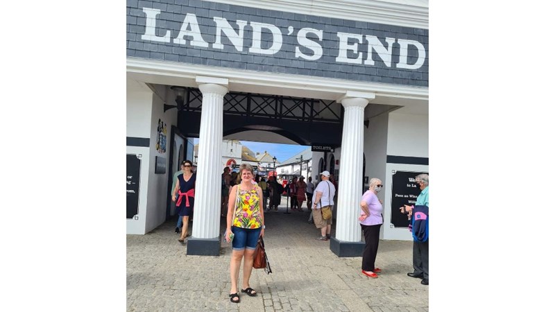 Michelle's 1000 mile run for Coombe End Court - JustGiving