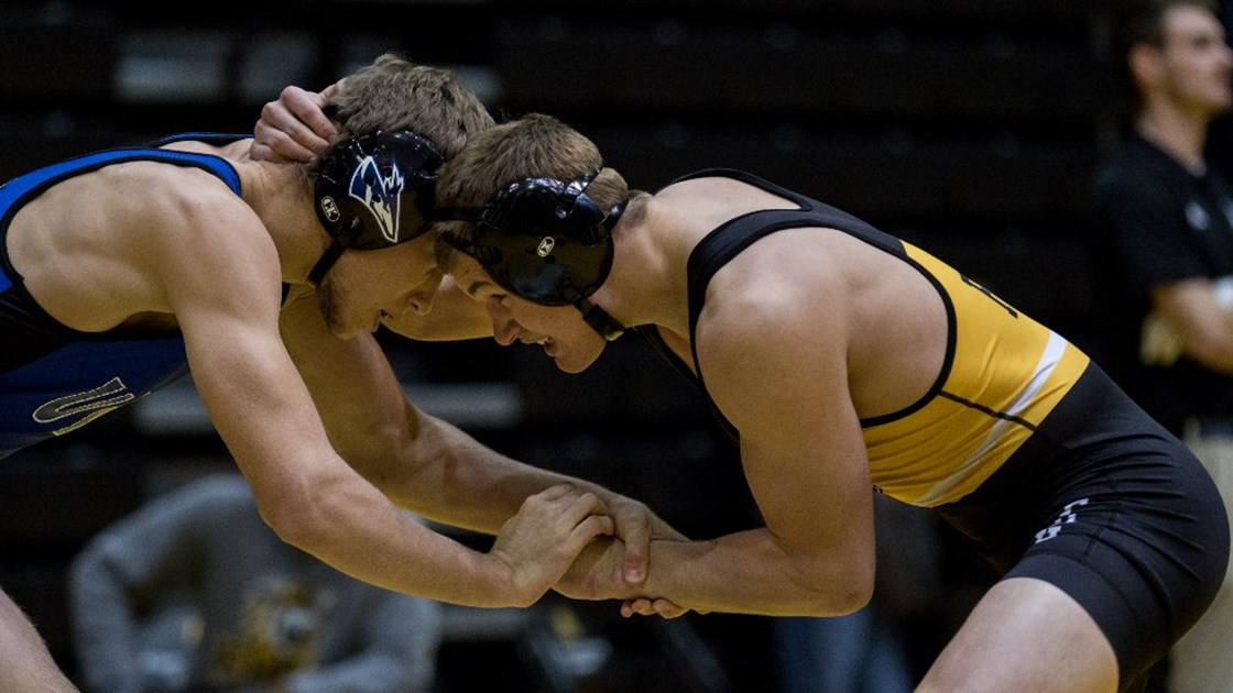 FHSU Wrestling - JustGiving