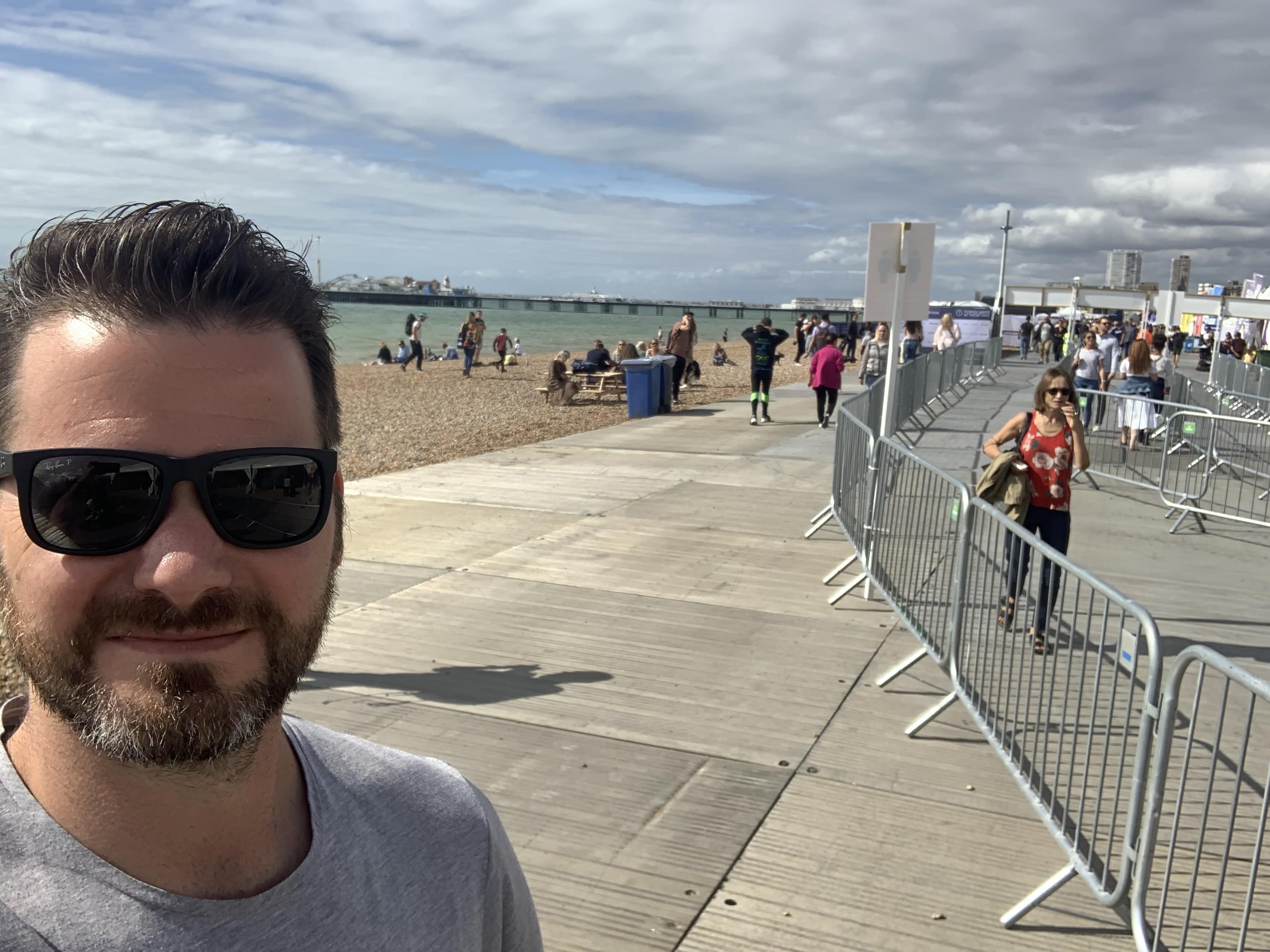 Mark Hurren's Instagram, Twitter & Facebook on IDCrawl