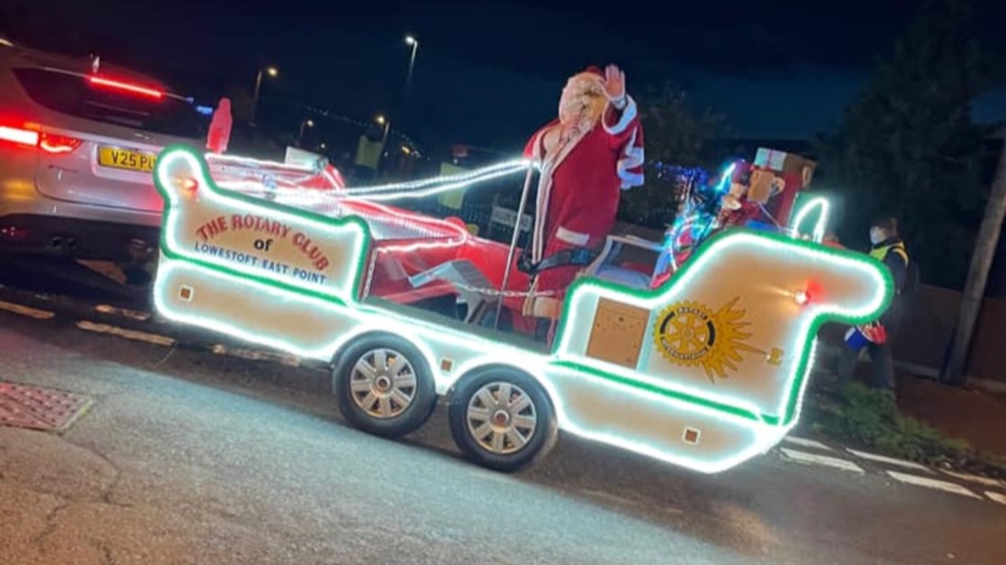 Lowestoft Santa Sleigh - JustGiving