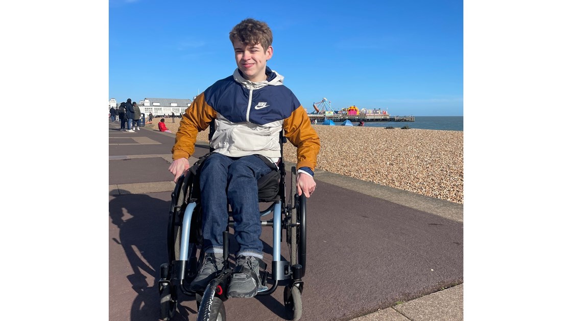 Lisa Deakin is fundraising for Tree of Hope