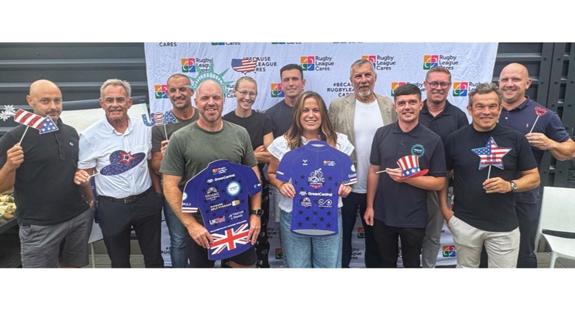 Michelle Rothwell and Graham Hill is fundraising for Rugby League Cares