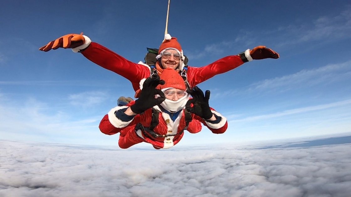 Santa Skydive for EACH 2025 - JustGiving