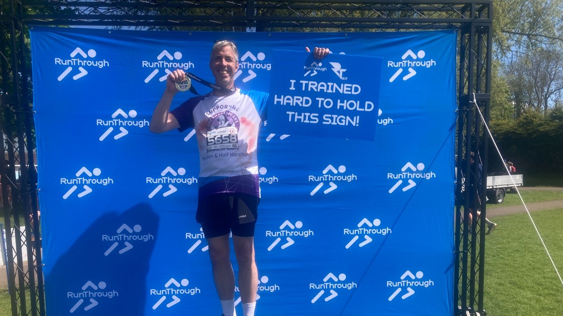 Edward Rossiter is fundraising for The Shakespeare Hospice