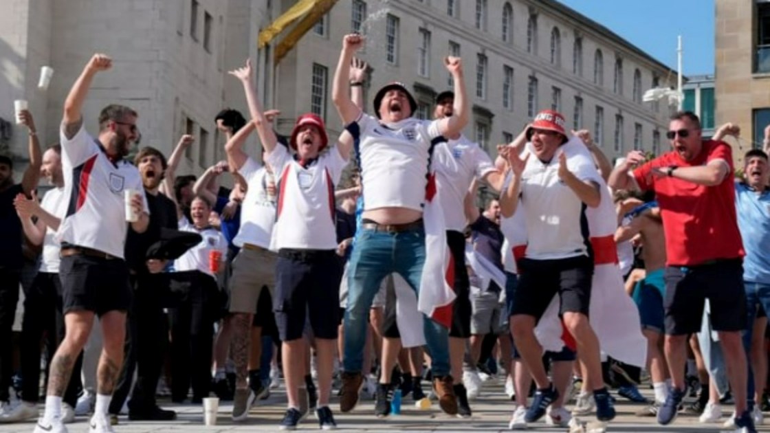 Anthony warren is fundraising for Leeds Hospitals Charity