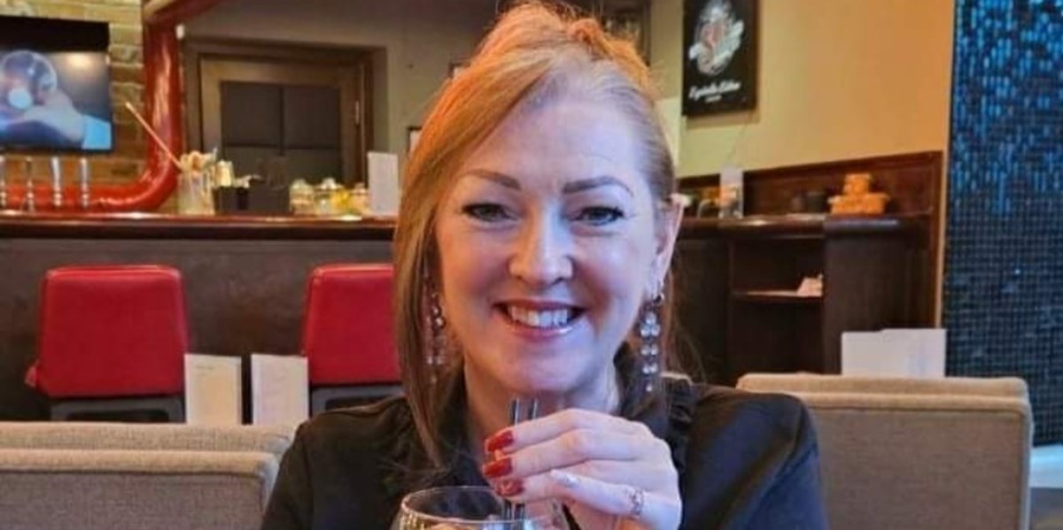 Danielle Hindley is fundraising for Samaritans