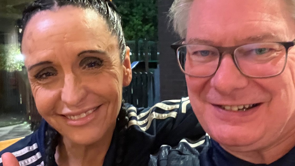 Sleep Out Team fundraising for Manchester United Foundation - Tracey ...