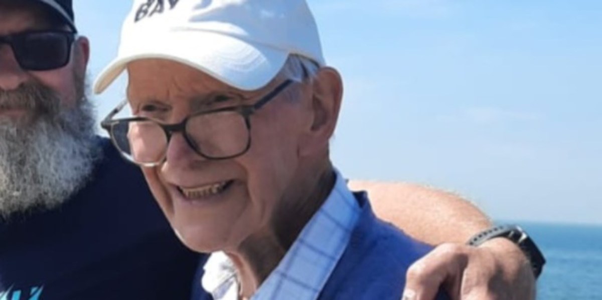 Christopher J JONES is fundraising for Alzheimer's Research UK