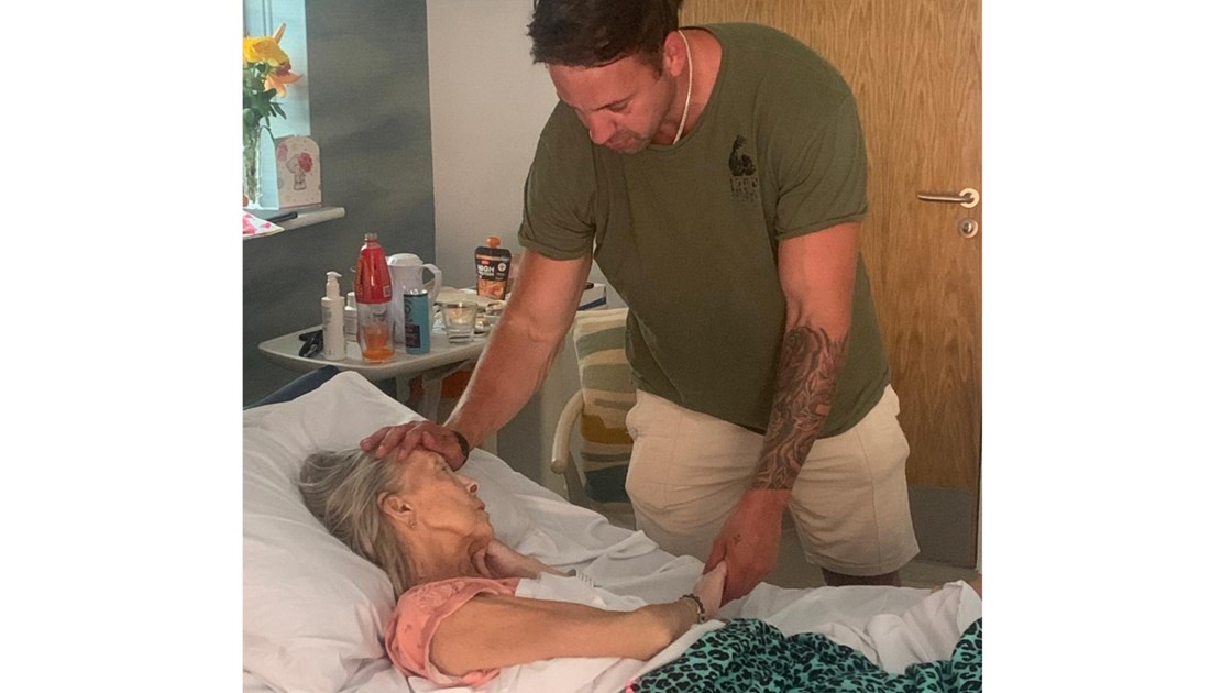 Simon purchase is fundraising for Nightingale House Hospice