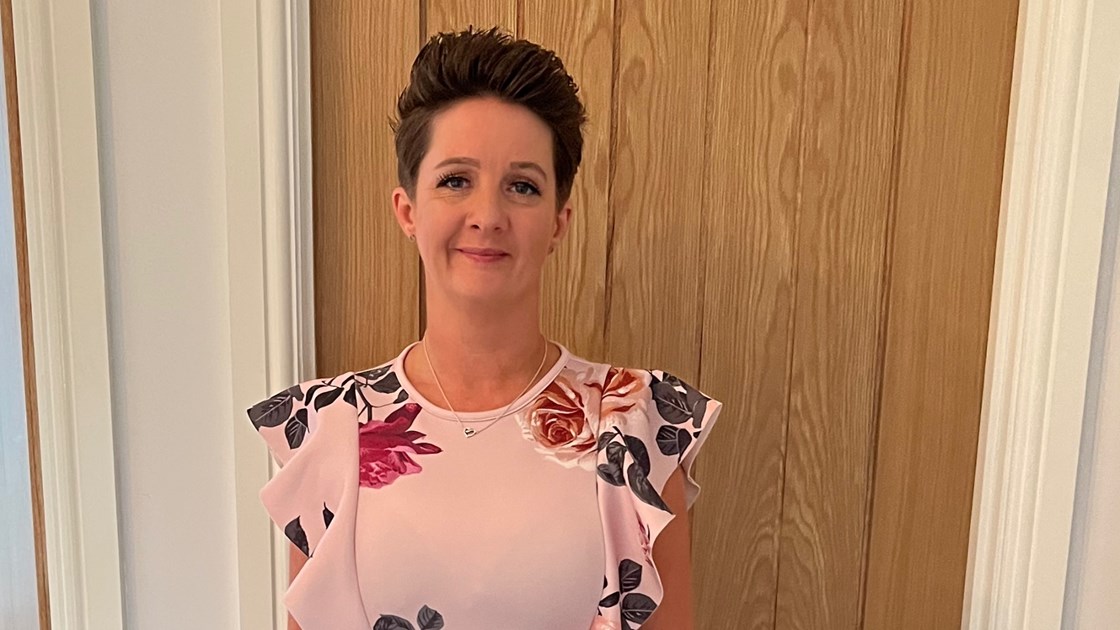 Lisa Rhodes is fundraising for Breast Cancer Now