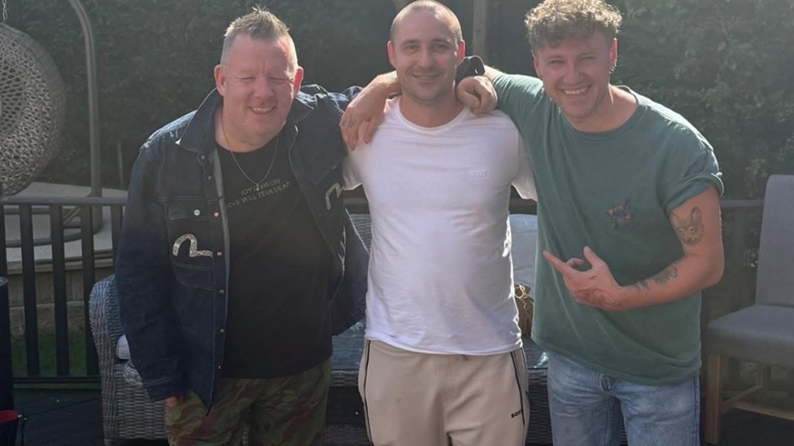 Sleep out with Callum, Dave and Steps to Hope - JustGiving