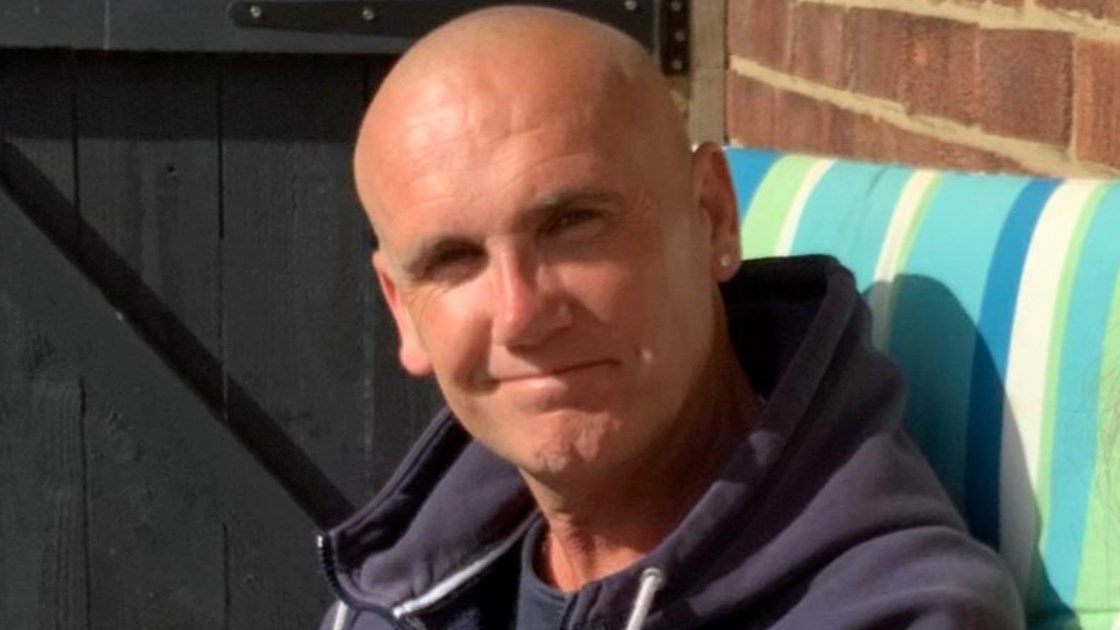 Martin Sweeney is fundraising for Macmillan Cancer Support