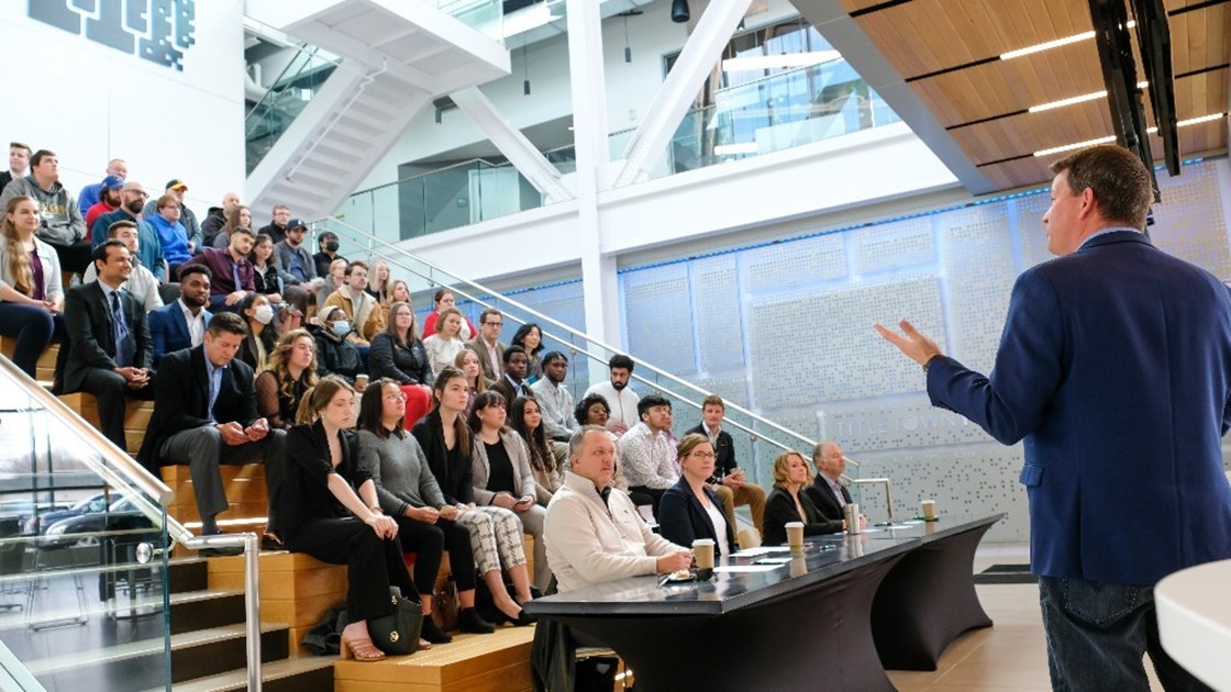 Cofrin School of Business - JustGiving