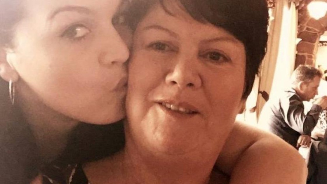Sarah Moseley is fundraising for Alzheimer's Society