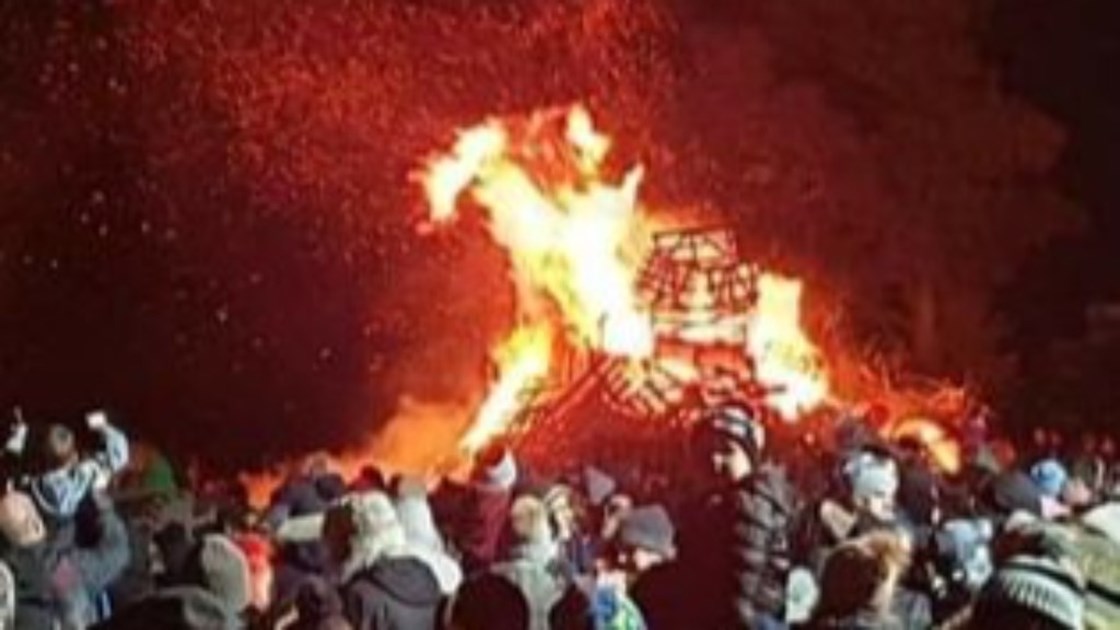 Filey Lions Bonfire and Firework Spectacular OLD - JustGiving