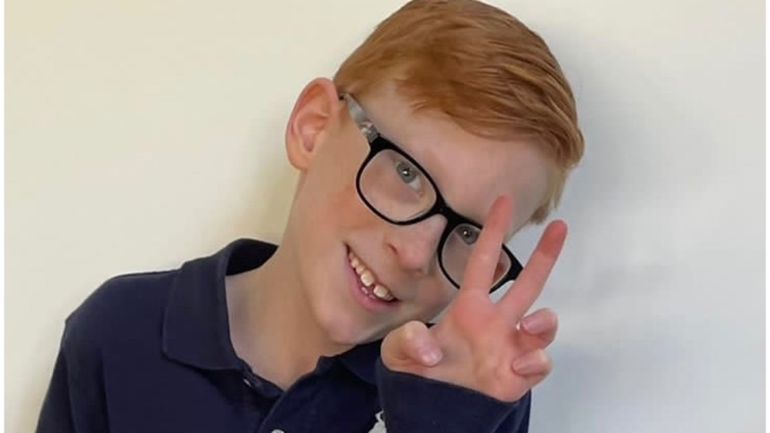 Lewis Little Legs - JustGiving