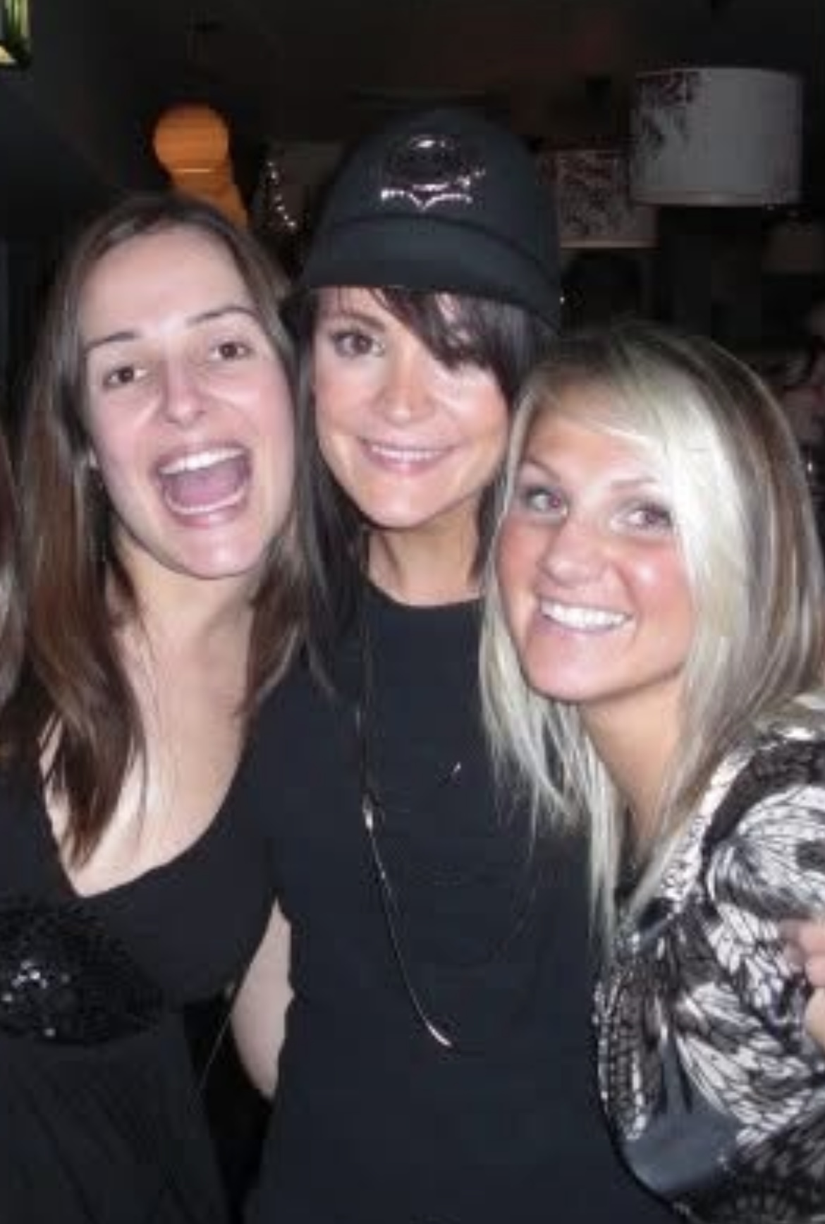 Lara Saunders is fundraising for Huntington's Disease Association