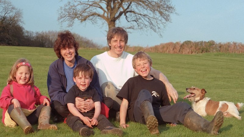 The Hulses are running the London Marathon 2026 in memory of Lucy is ...