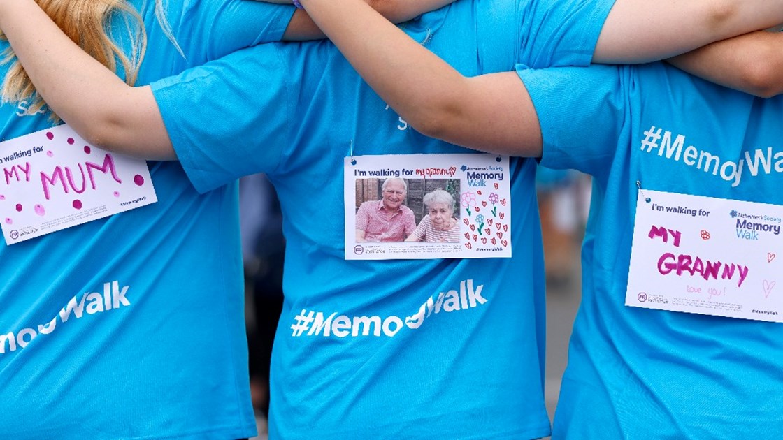 Lisa Lamb is fundraising for Alzheimer's Society