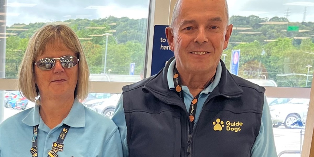 Stephen Sims is fundraising for Guide Dogs