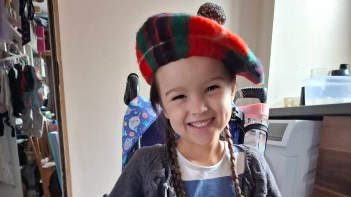 Nicole Roe is fundraising for Spinal Muscular Atrophy (SMA) UK