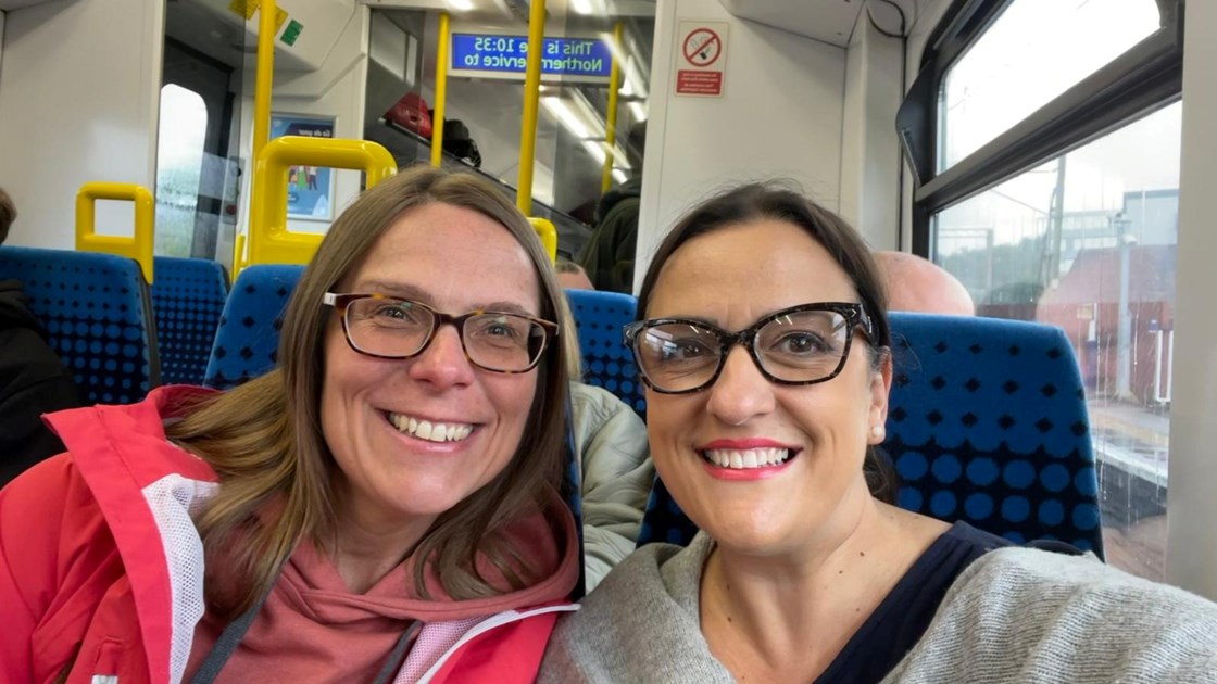 Tracy Armstrong is fundraising for Douglas Macmillan Hospice