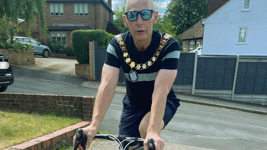 Cllr Graeme Hill is fundraising for Isabel Hospice