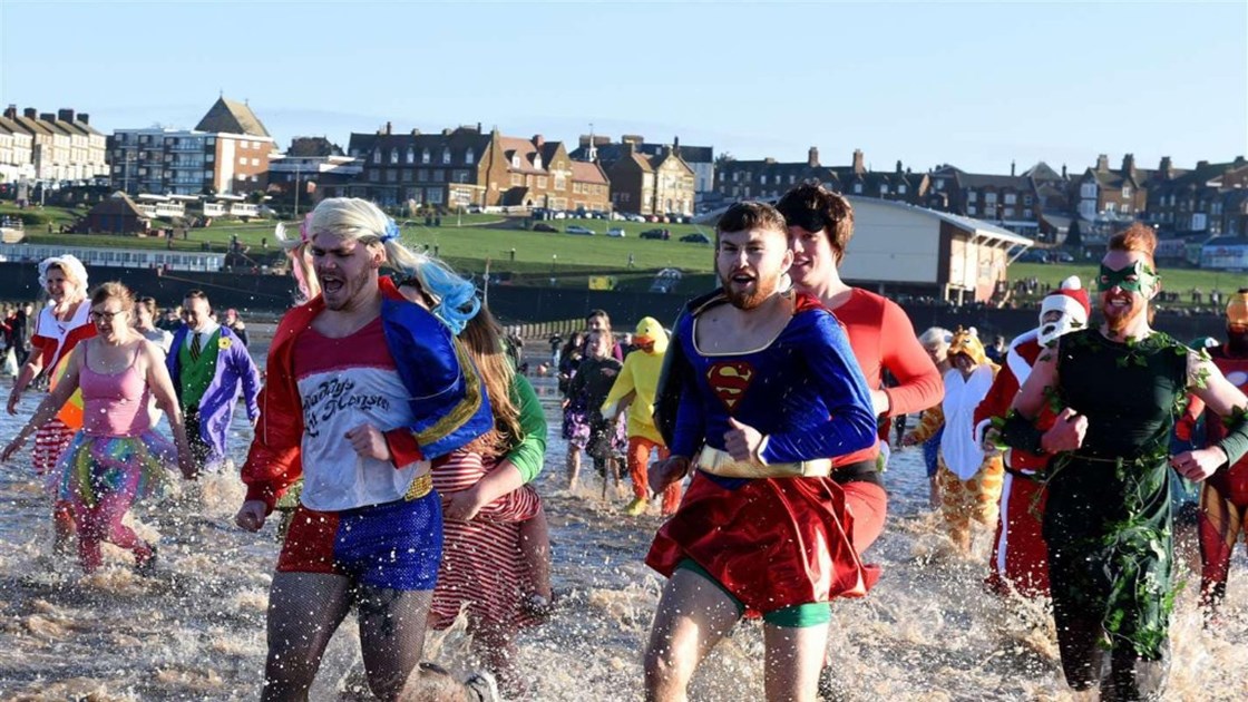 The Hunstanton Christmas Swim 2022 - JustGiving