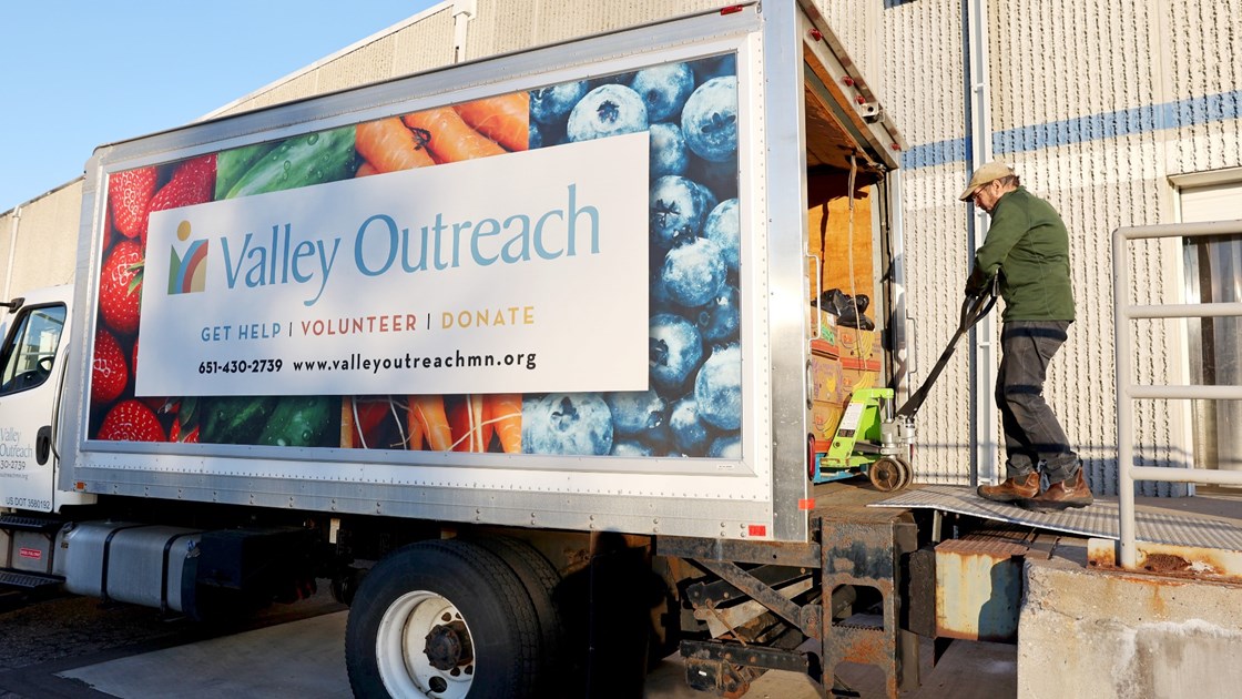 Jessica Hauser is fundraising for Valley Outreach