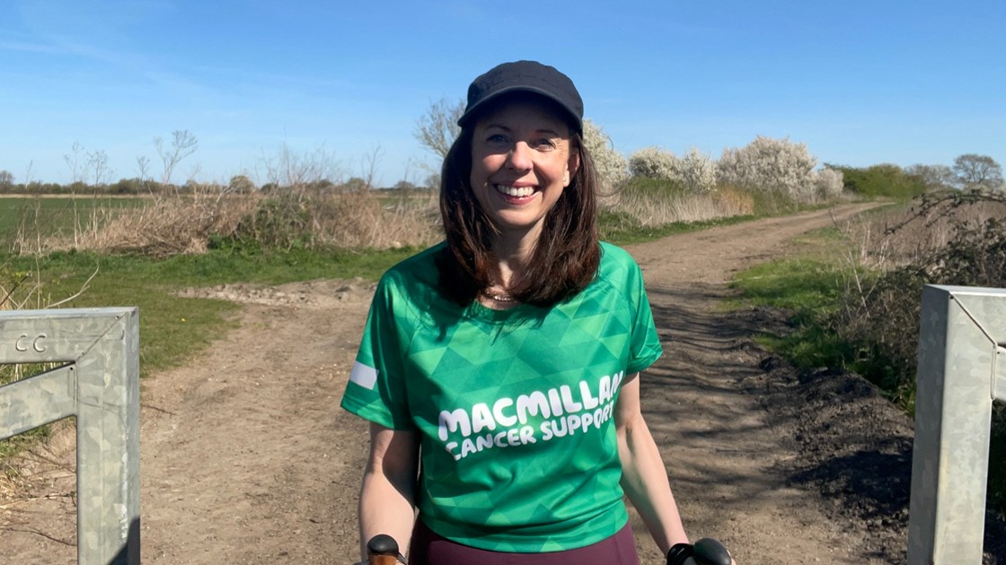 Cheryl de Val is fundraising for Macmillan Cancer Support