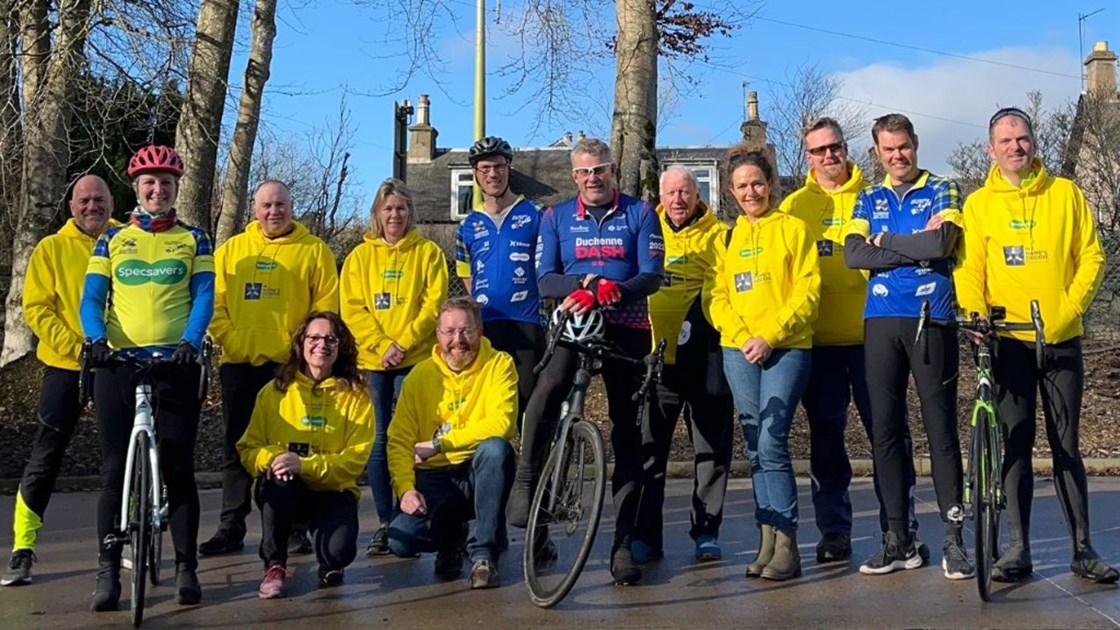 Specsavers Dundee Doddie5 is fundraising for My Name'5 Doddie Foundation