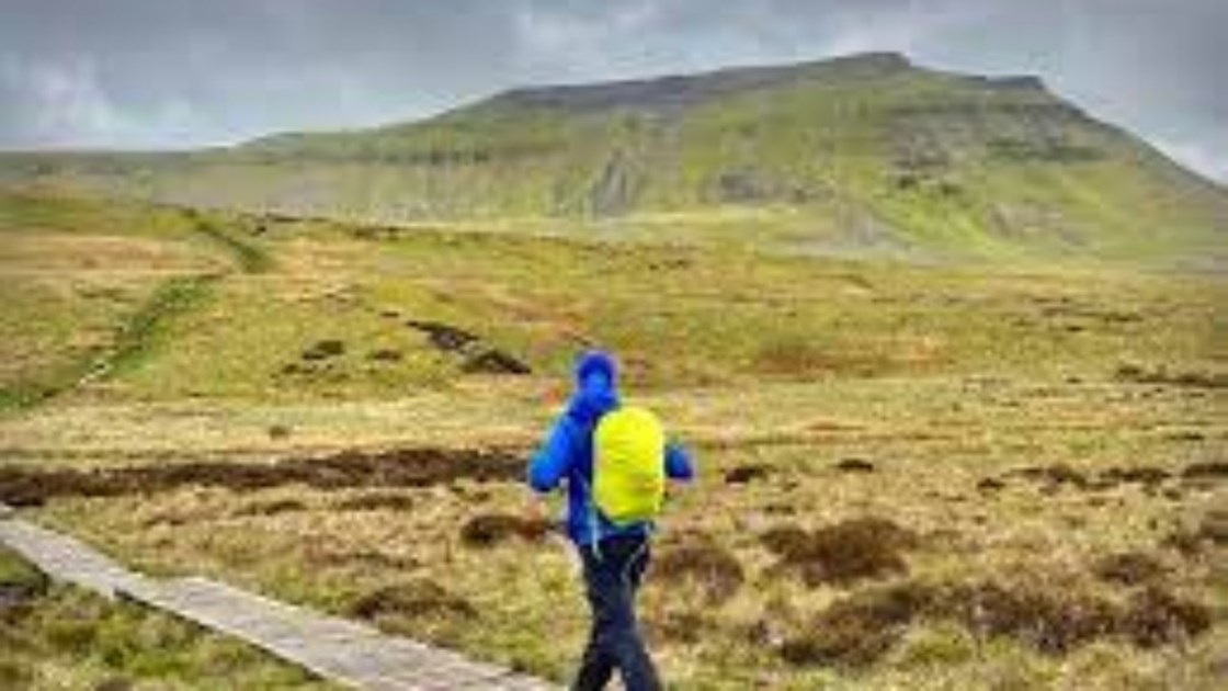 Shelf Juniors FC Yorkshire 3 Peaks Challenge - JustGiving