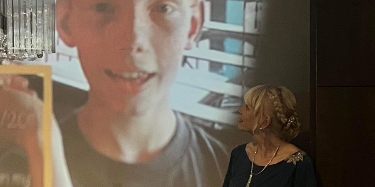 Helen Oxley is fundraising for Young Lives vs Cancer