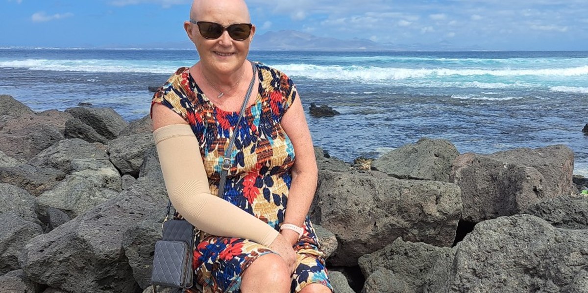 Charlotte Snow is fundraising for Hospiscare