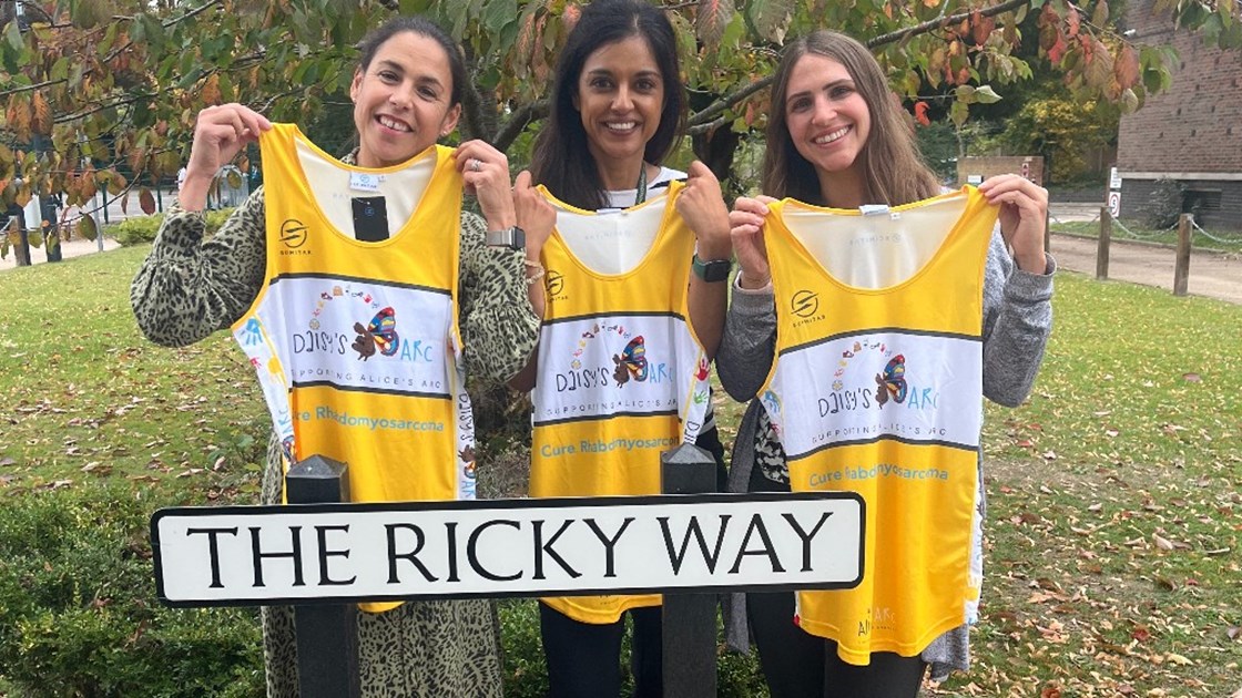 Ricky Runs for Daisy 🌼 Miss Rice, Mrs Nelson and Mrs Craggs 🆚 the Half ...