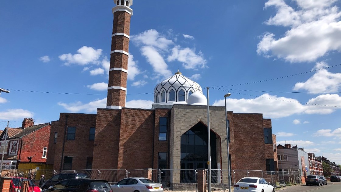 Rizwan Farooq is fundraising for Makki Masjid