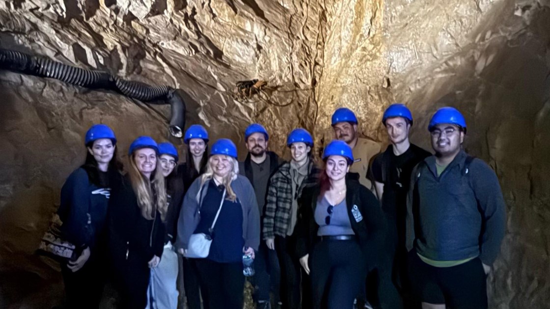 Ricky, Blake, Holly, Melissa, Jack, Abi & Dani the driver is ...