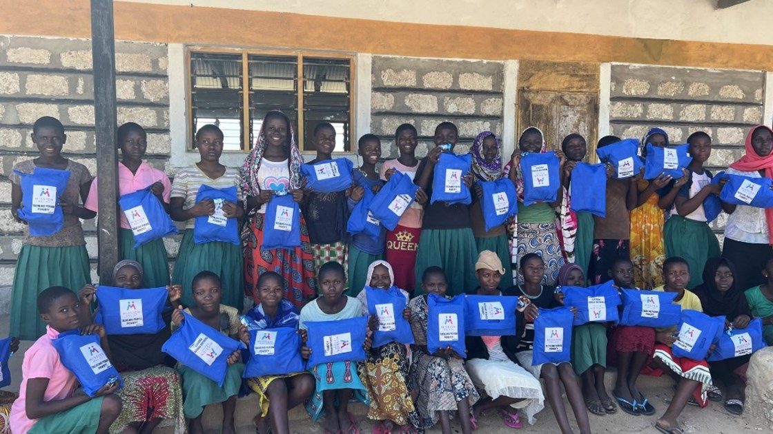 Tackle Period Poverty In Kenya - JustGiving