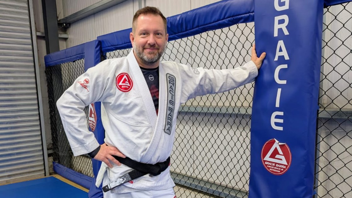 Graham Barlow is fundraising for Bowel Cancer UK