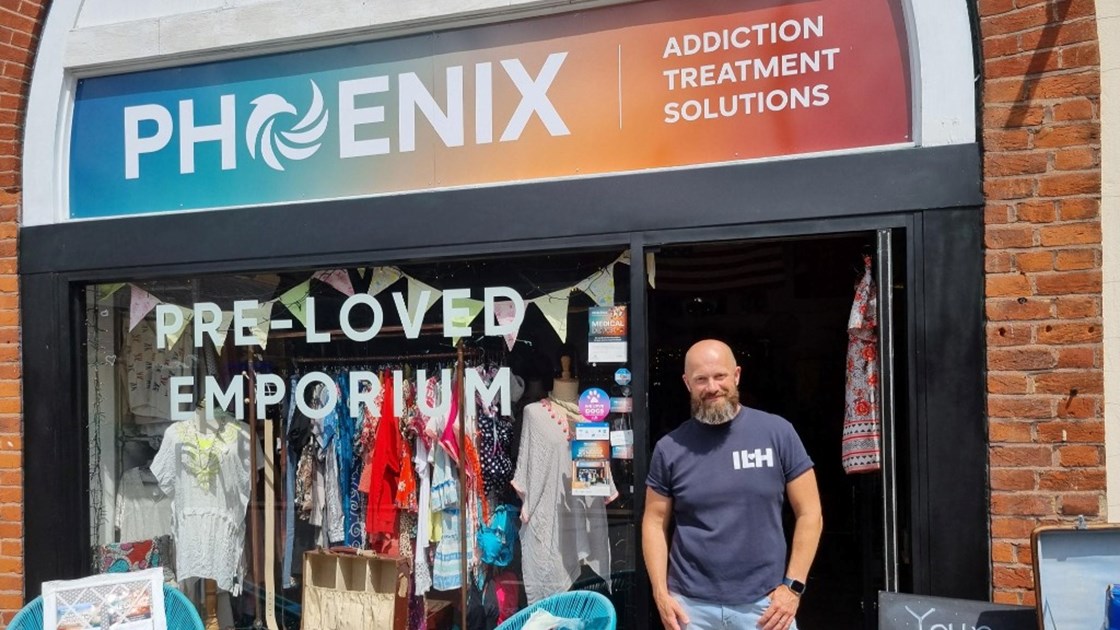 Help Dan (Mr I Love Hertford) run The London Marathon to support Phoenix Charity. - JustGiving